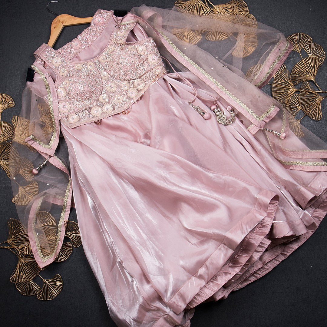 Festive Wear – Kumaran Silks